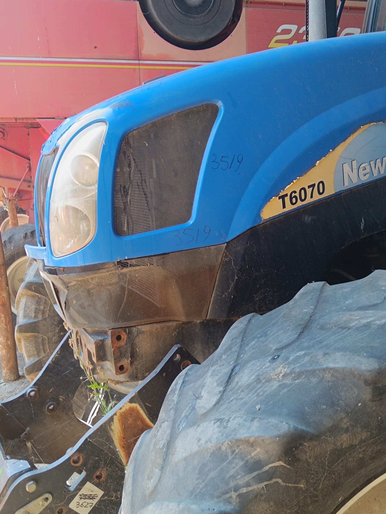 Industrial :: Masini si utilaje :: Tractor New Holland T6070- nr. inv.3519